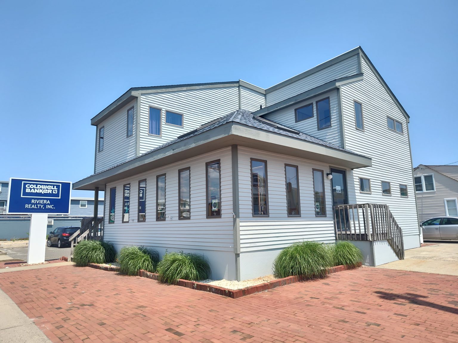 Offices and Agents - Coldwell Banker Riviera Realty